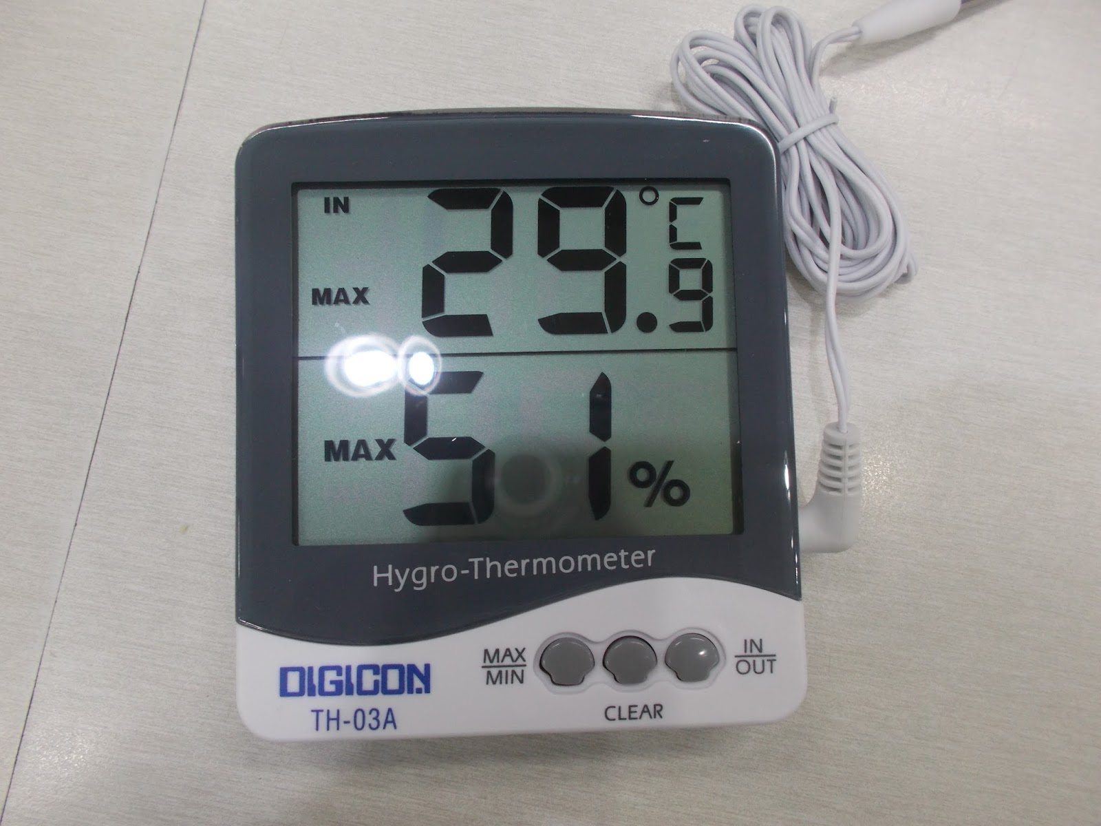 sciencetific products: Digicon Hygro-Thermometer Reviews.