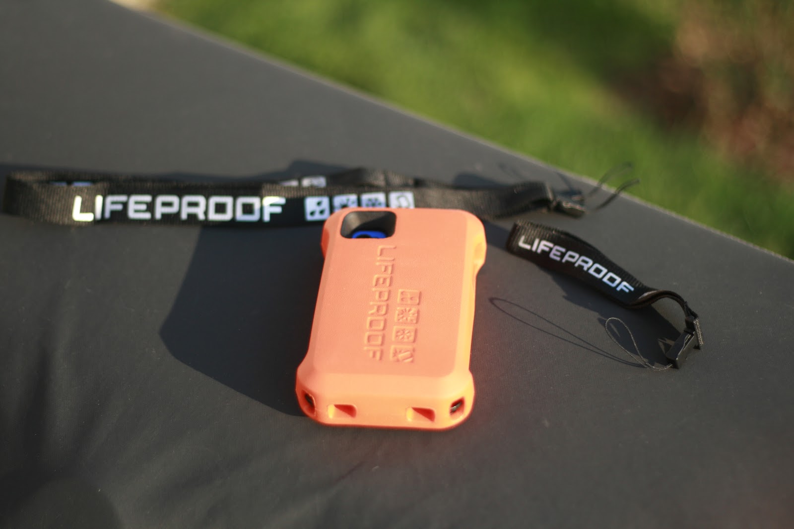 My i Tech Gadgets: Lifeproof Lifejacket