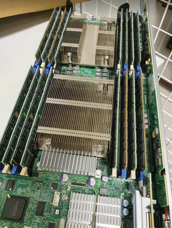 Nutanix : Non-disruptive Physical Memory Upgrade