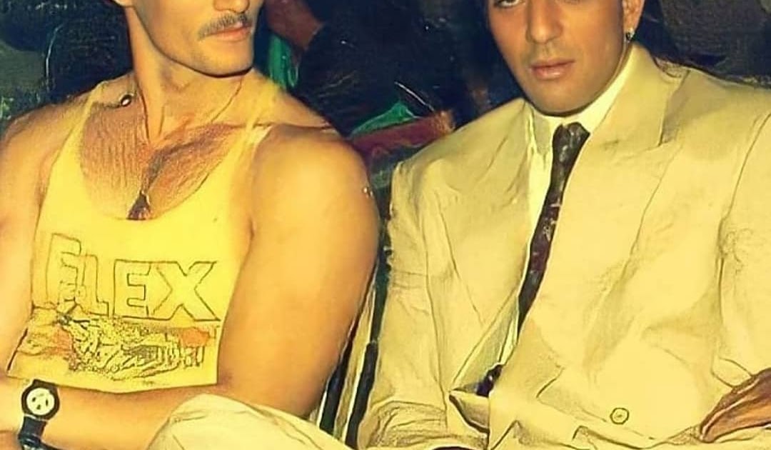 Shirtless Bollywood Men: Eurasian Bollywood hunk Gavin Packard