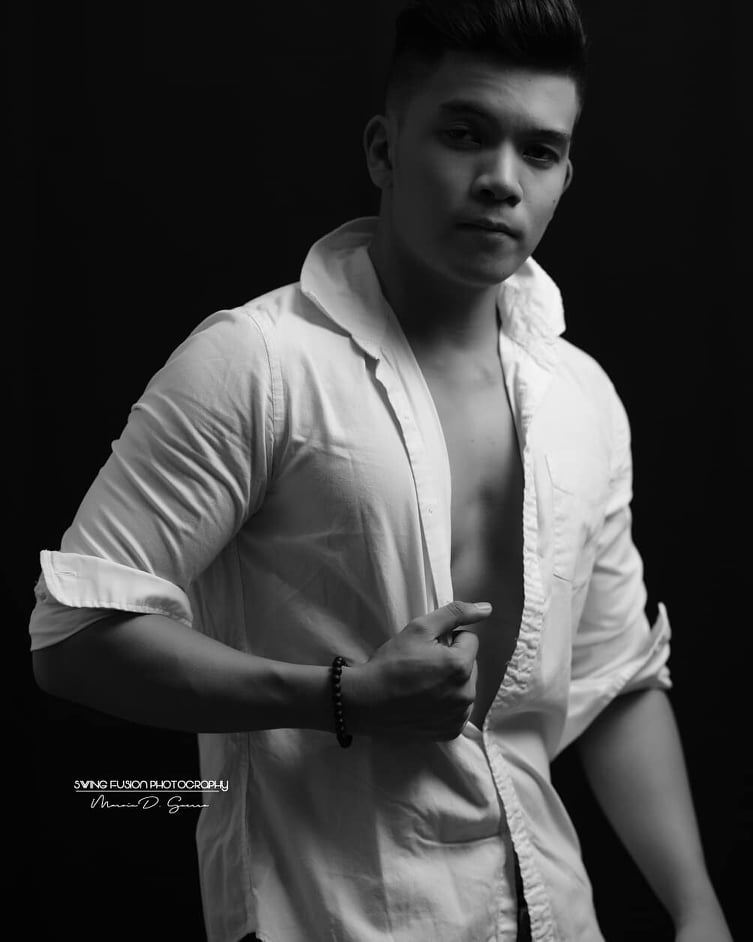 HOTNESS OVERLOAD: Mc Charles Adonis Caguitla