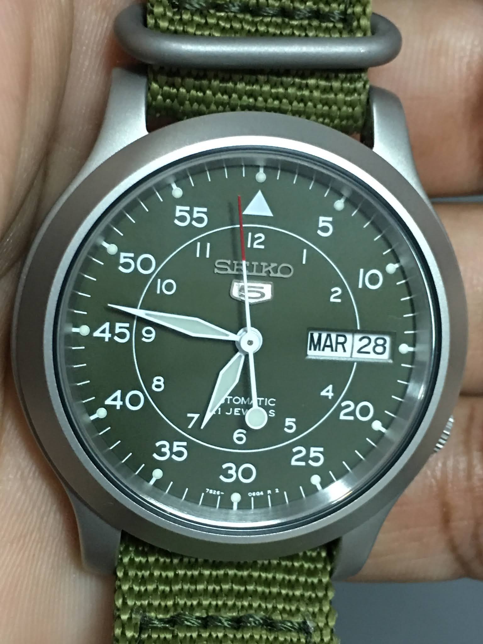 There's more to life: What is going on with this watch? Seiko SNK805K2