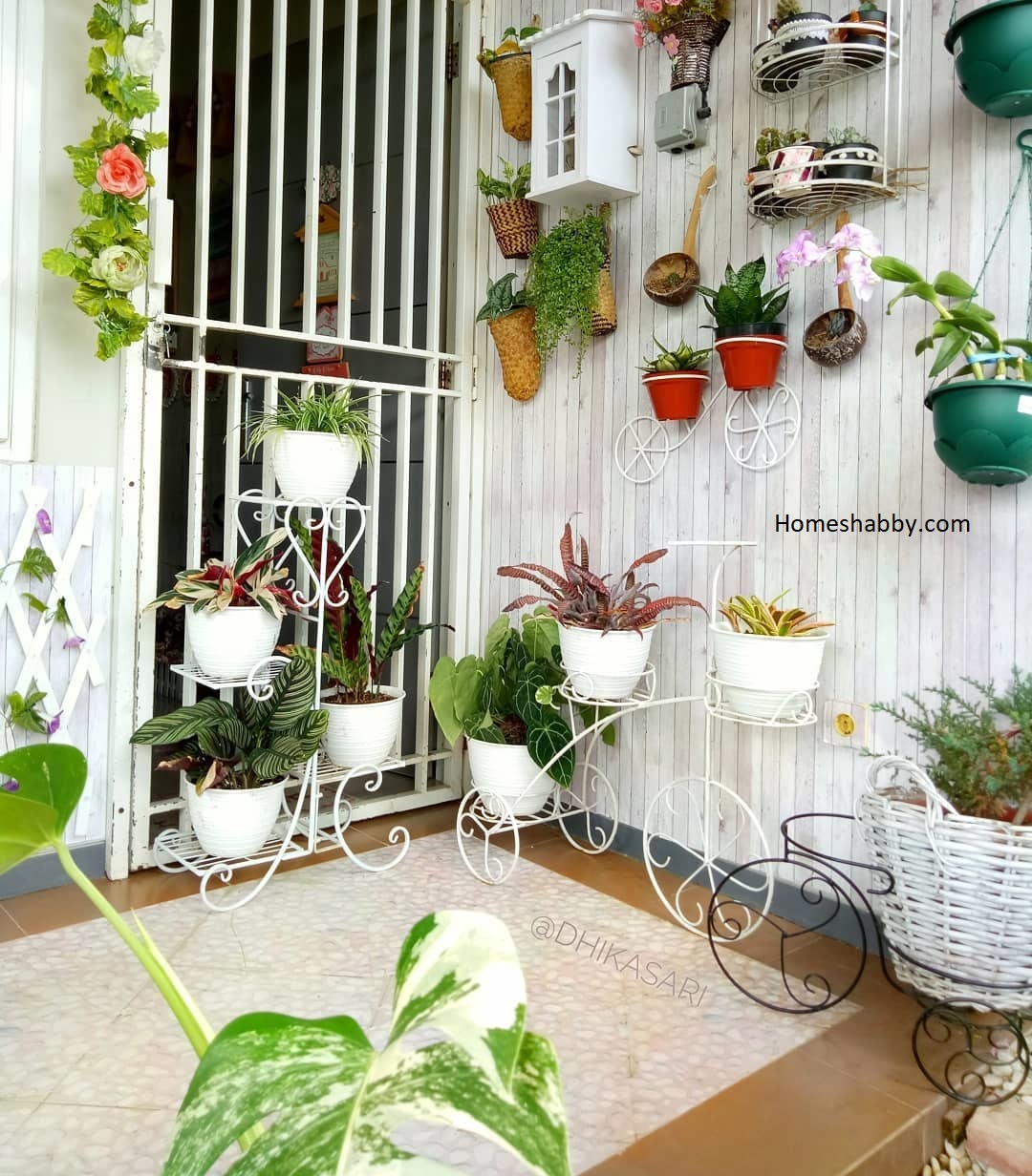 6 Trik Menata Taman Minimalis di Teras Rumah Yang Sempit, Penempatan ...