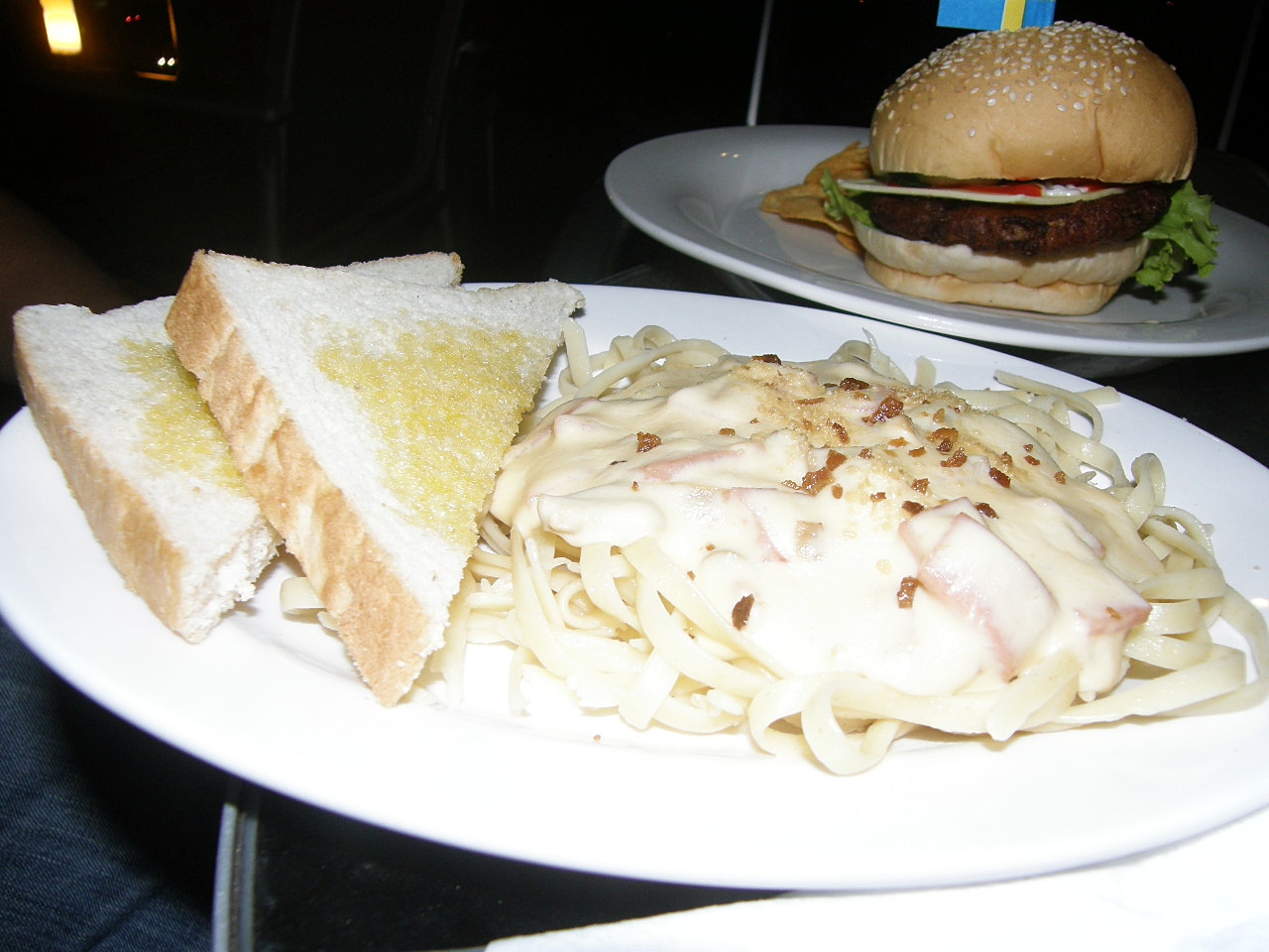 Lauren Star's Emblems of Fashion.: FOOD TRIP: BEANSTALK (CALAMBA, LAGUNA)