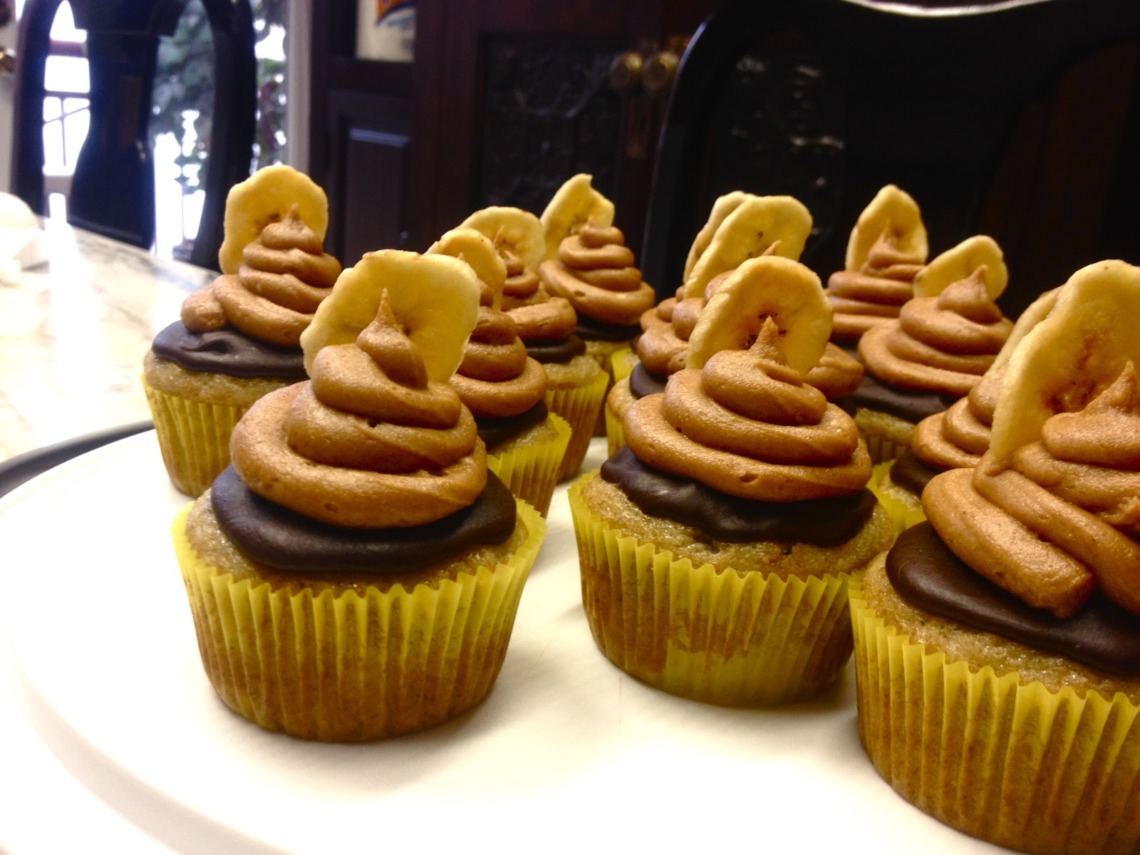 Whisking Through Life: "That Funky Monkey" Cupcake