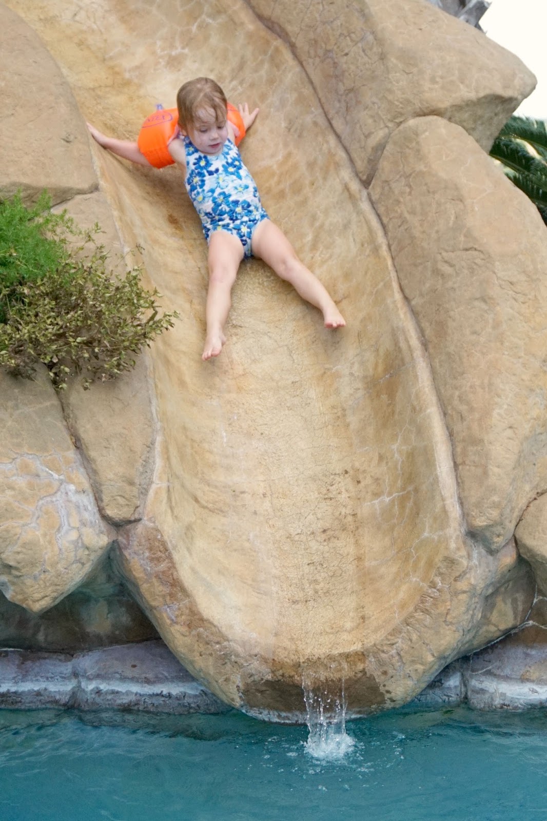 * Little House in the Country: Byyeeeee Summerrrrrrr!