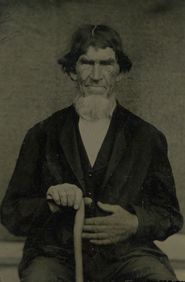 40 Cool Photos Show Unique Styles of Beards and Mustaches During ...