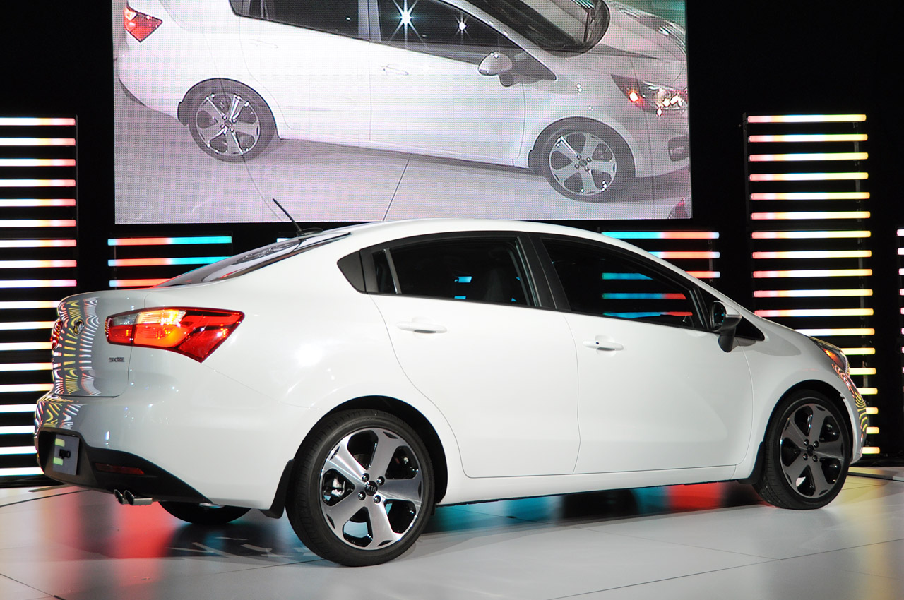 G3 designs: Kia Rio 2011 Sedan Live in New York