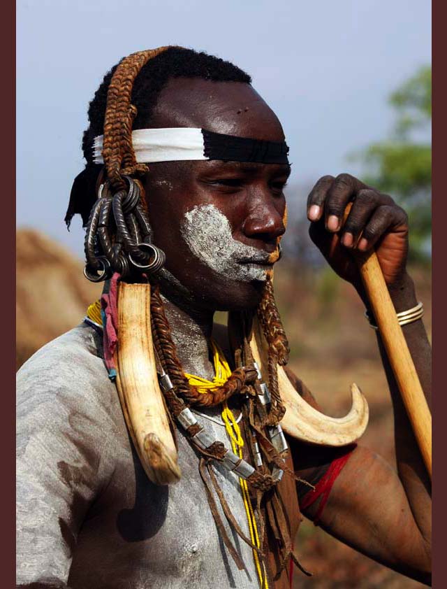 Blue Dot Travel: The incredible people of the Mursi Tribe