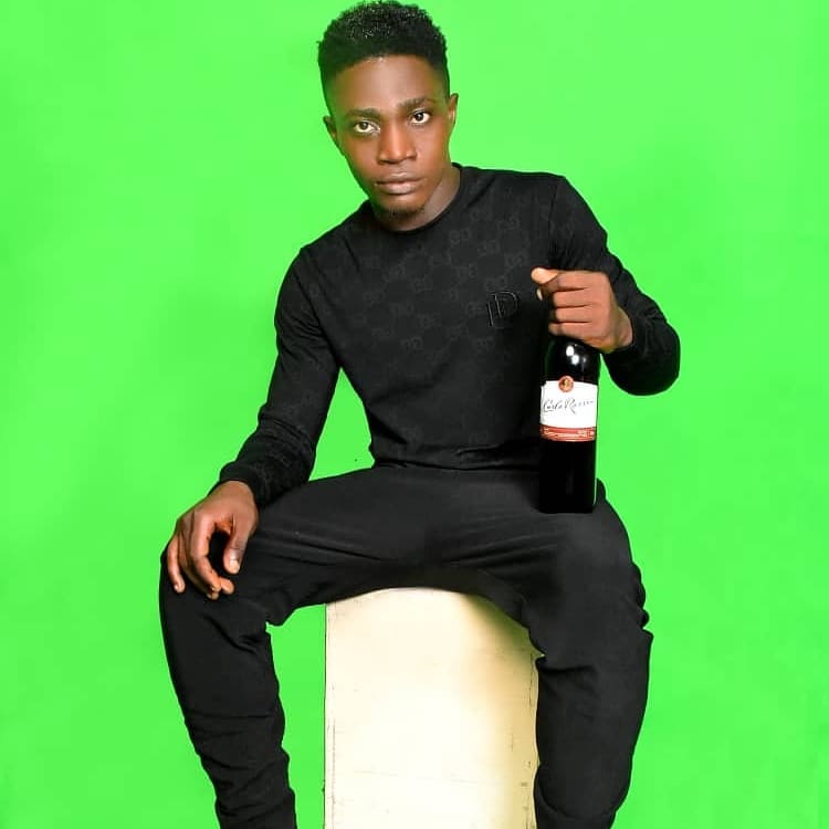 How Old Is Chef Ayomide