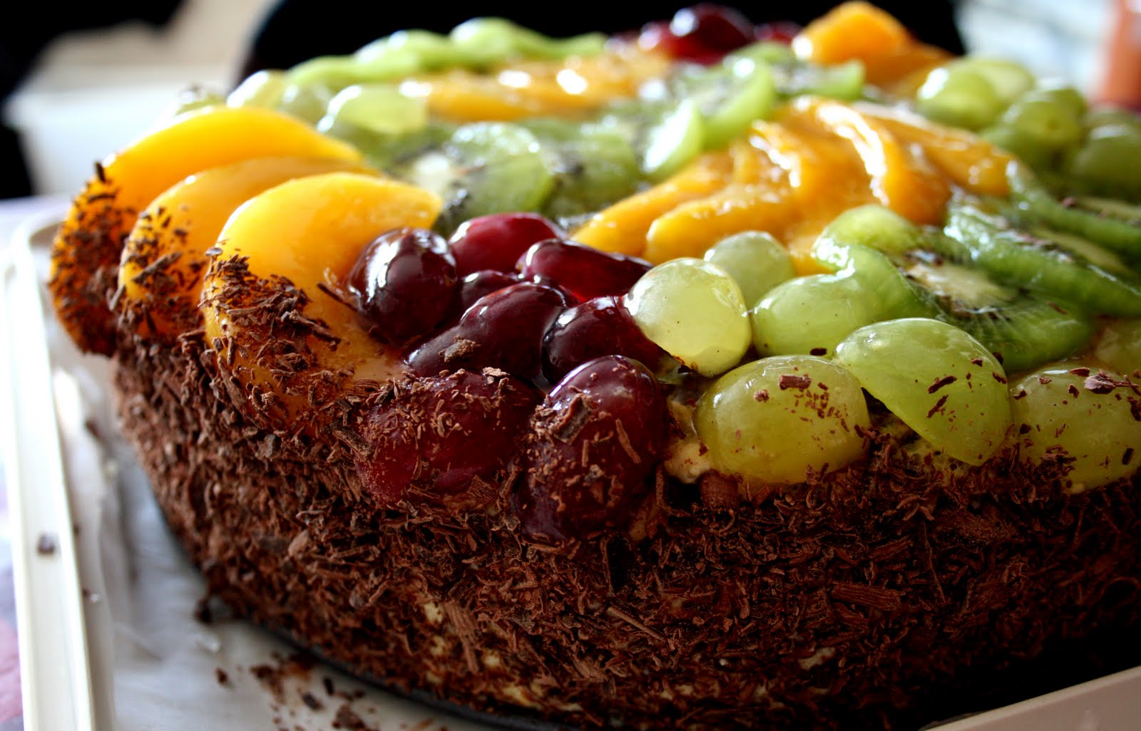 Rusinat pullasta!: Suklainen hedelmäkakku