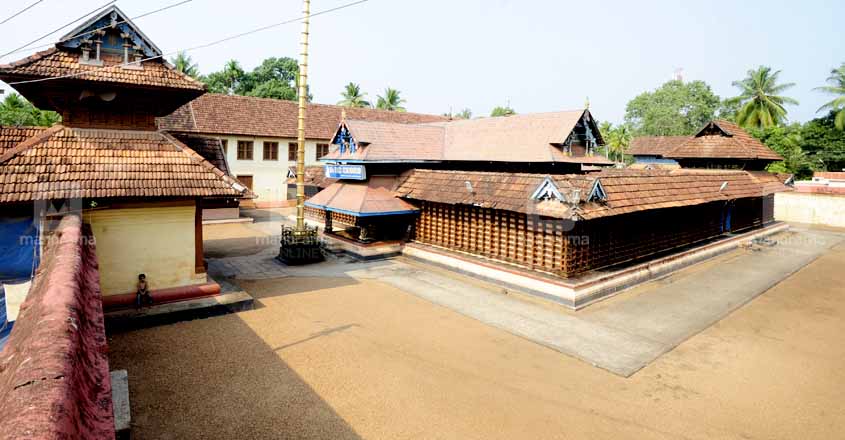Kerala Mythology: Thiruvarppu, the Temple that Opens first in India