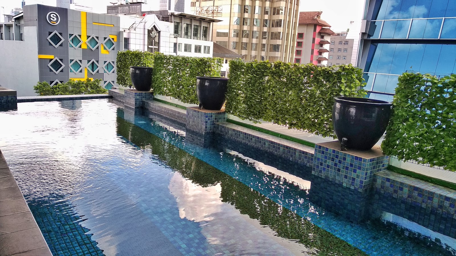 AONE Hotel Jakarta - TRAVELER JAKARTA