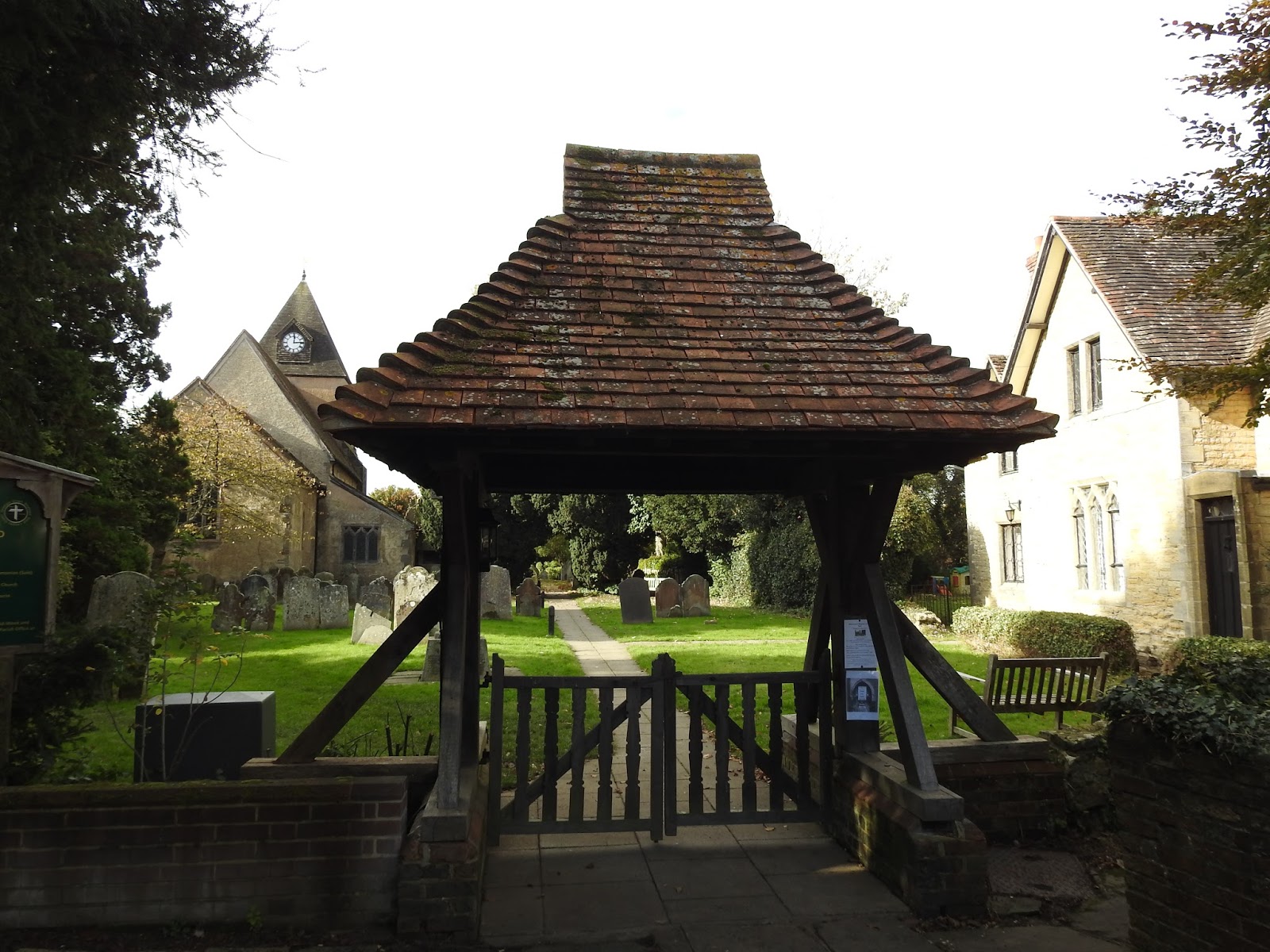 Crawley Old Town: THIRTY NINE PICTURES: St Margaret's Church, Ifield