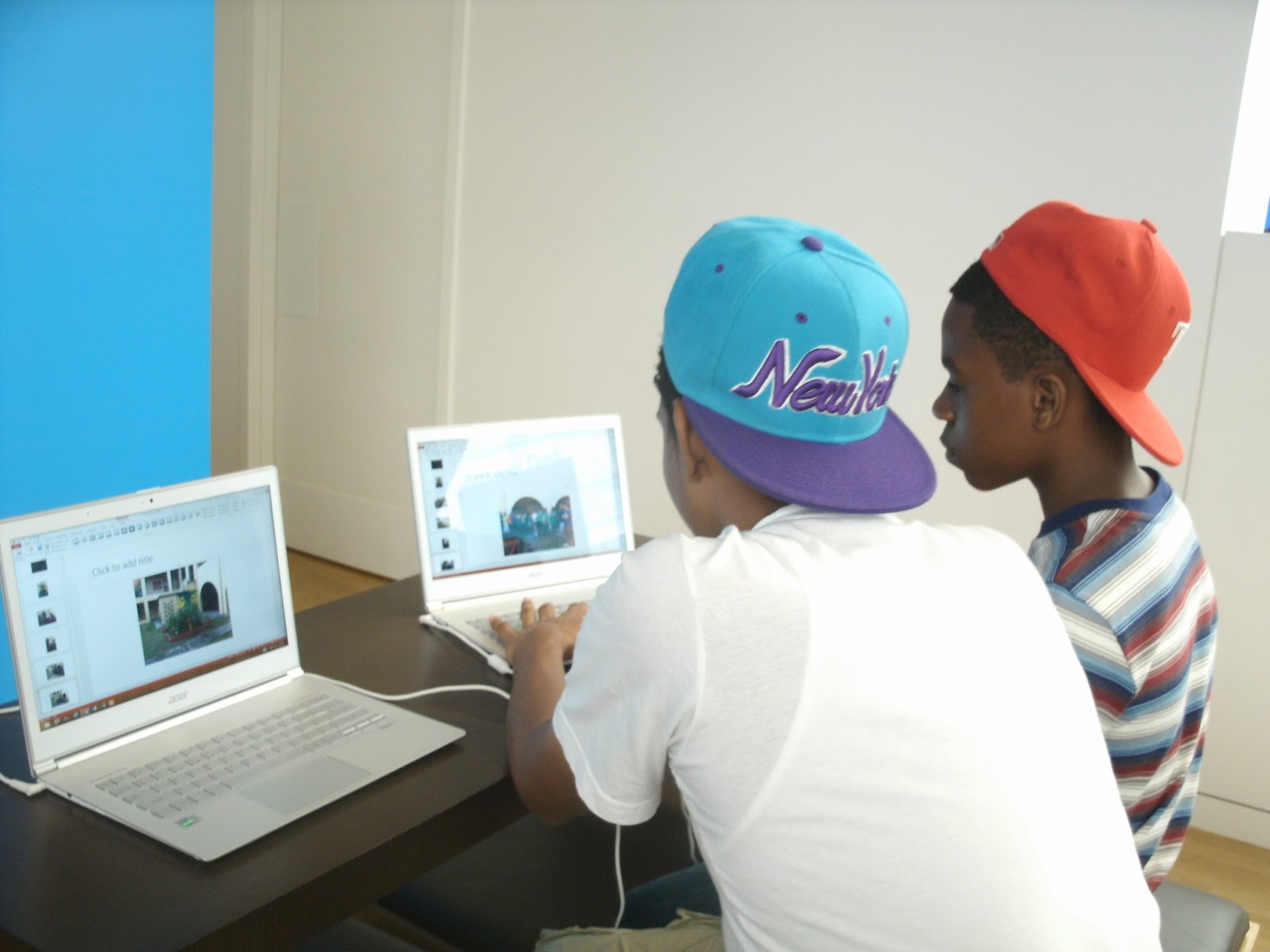 Urban Farmers Punto Com: Taller: Narrativa Digital