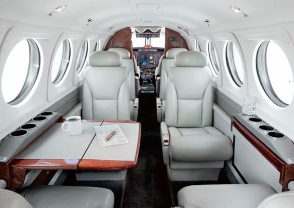 Beechcraft King Air B200 Specs, Interior, Cockpit, and Price - Airplane ...