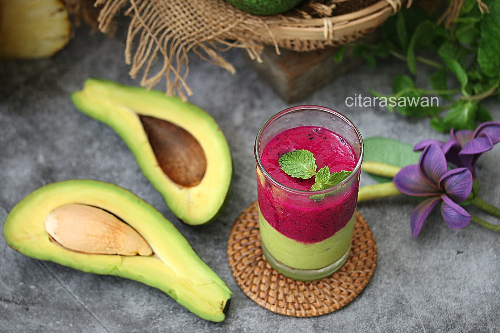 Avocado Pitaya Smoothie ~ Resepi Terbaik