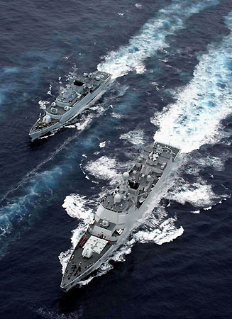 Chinese Type 052C and Type 052B Destroyers at Sea | Chinese Military Review