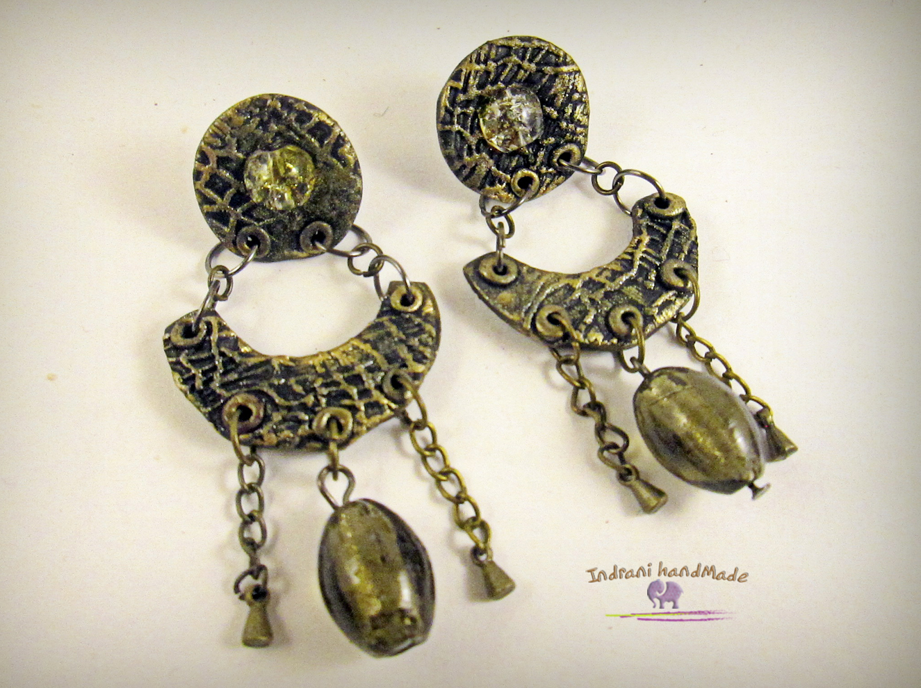 Indrani Handmade: Cercei handmade foarte lungi cu margele din sticla de ...