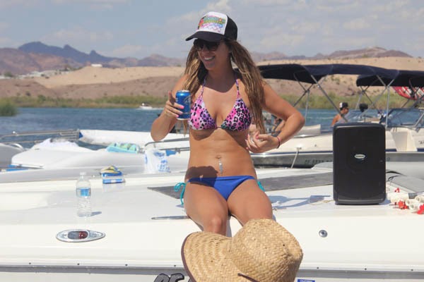 Photo Blog The Girls Of Lake Havasu