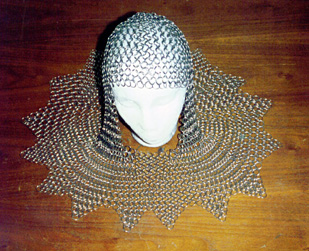 Buskador's LARP: On armour - chainmail coif - adding the mantle of the coif