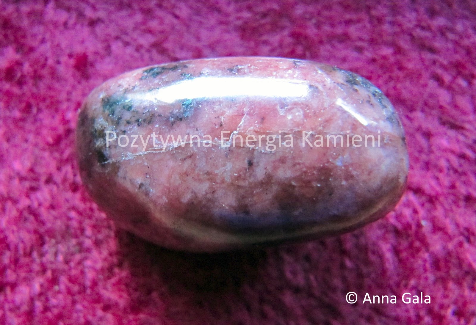 Pozytywna Energia Kamieni: Rodonit