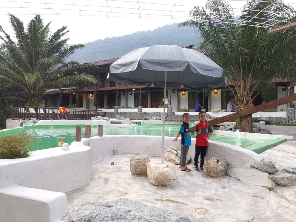 Staycation-The Embun Resort Lake Sahom Valley, Kampar | Writing is therapy