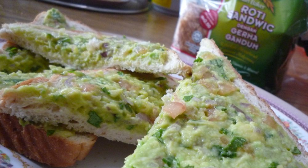 foodbin: Toasted Massimo Sandwich Loaf Bread with Toppings 2.