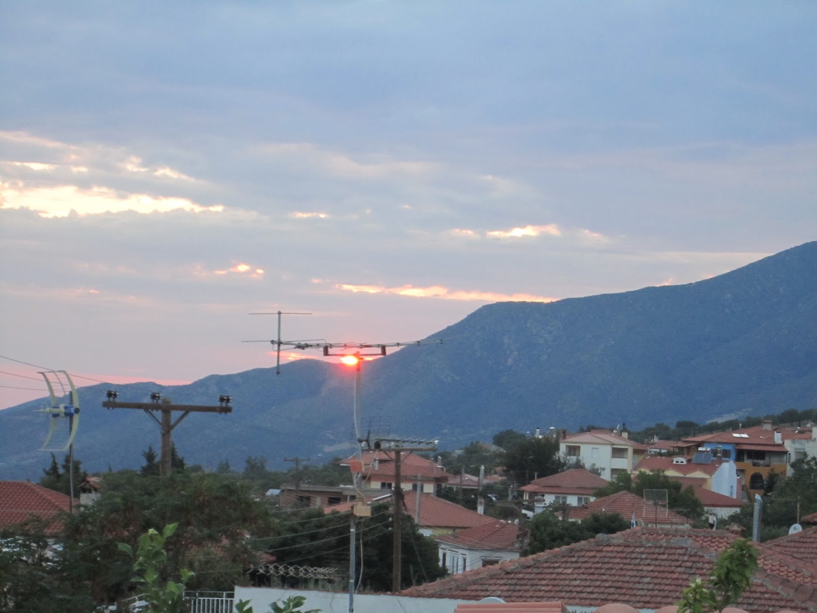 tseligas : ΗΛΙΟΒΑΣΙΛΕΜΑΤΑ ΣΤΗ ΓΑΛΑΤΙΣΤΑ