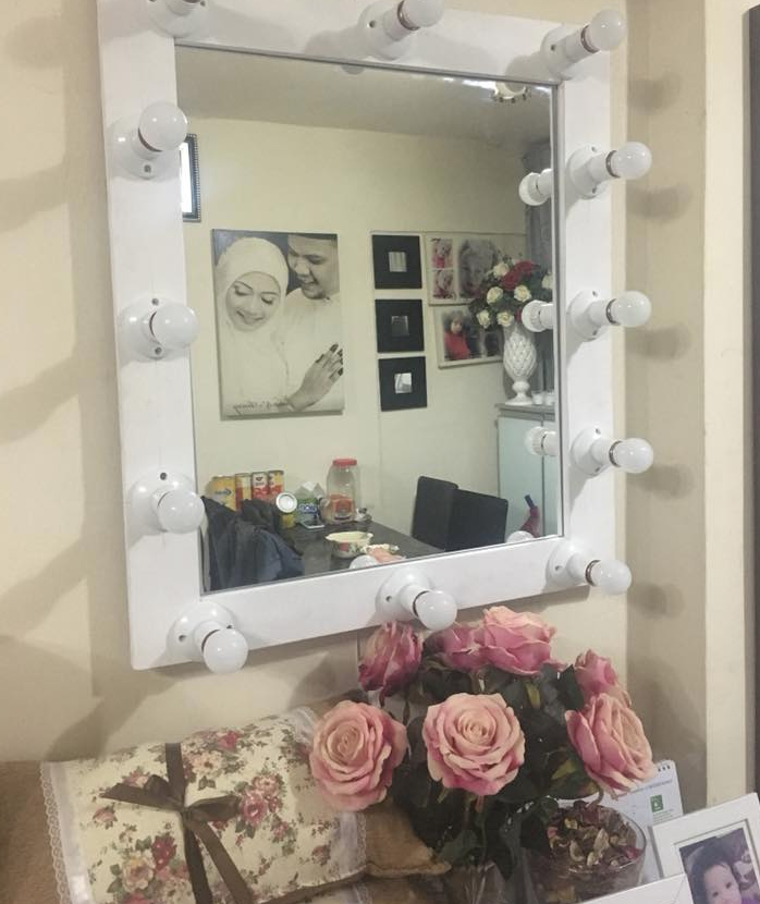 DIY Cermin Viral 'Vanity Mirror' Daripada Kayu Katil Yang Tak Digunakan ...