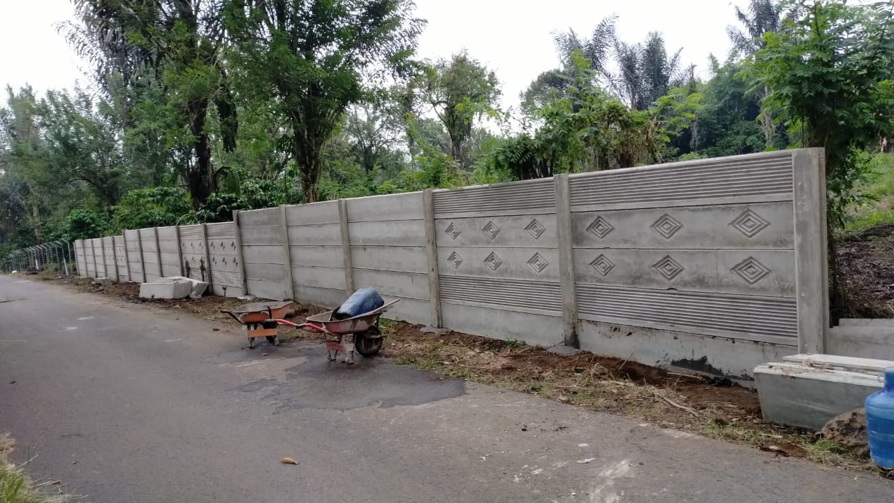 Pagar Panel Beton Precast Bengkulu Dari PD Bintang RAS - PANEL BETON ...