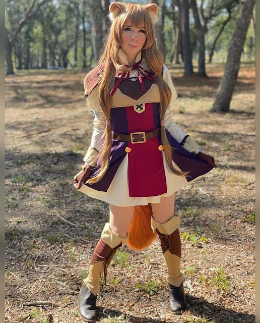 Cosplayer and dancer Bri a.k.a. Sakurabrii from Florida