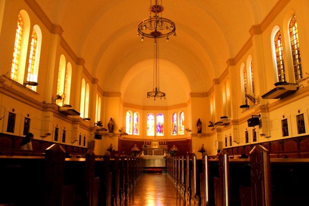 Fotografi Gereja Katolik di Indonesia: Kapel Biara Ursulin St. Maria ...