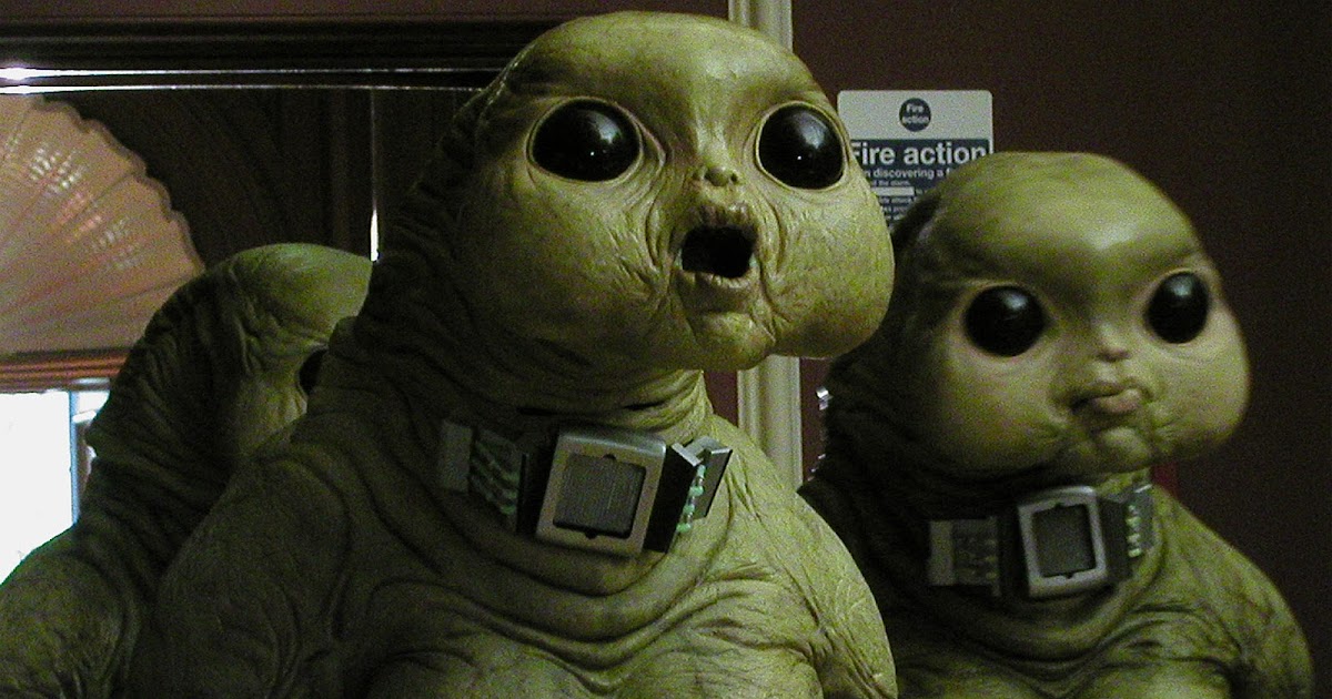 Who Fan Site Reviews: Doctor Who Series 1 Episode 4: Aliens of London