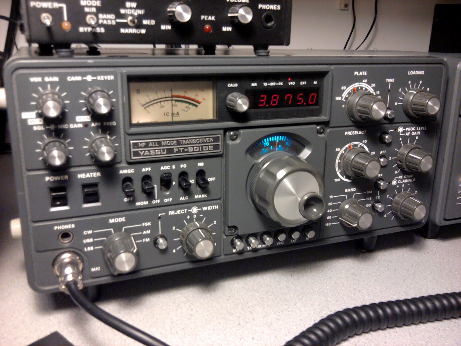 WB4IUY's Random Blog: My FT-901 back on the air!