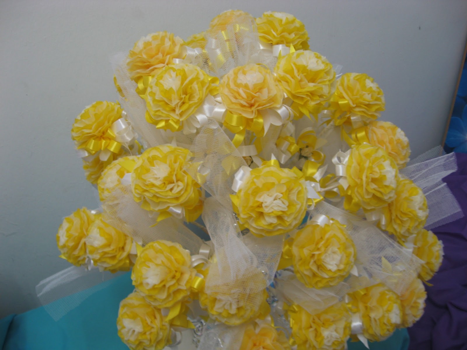 Mirza Simply Craft : BUNGA TELUR TISU CARNATION