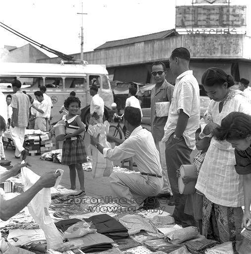 [15 Foto] Nostalgia Raya Atuk Nenek Sewaktu Dulu Kala, Gambar Hitam ...