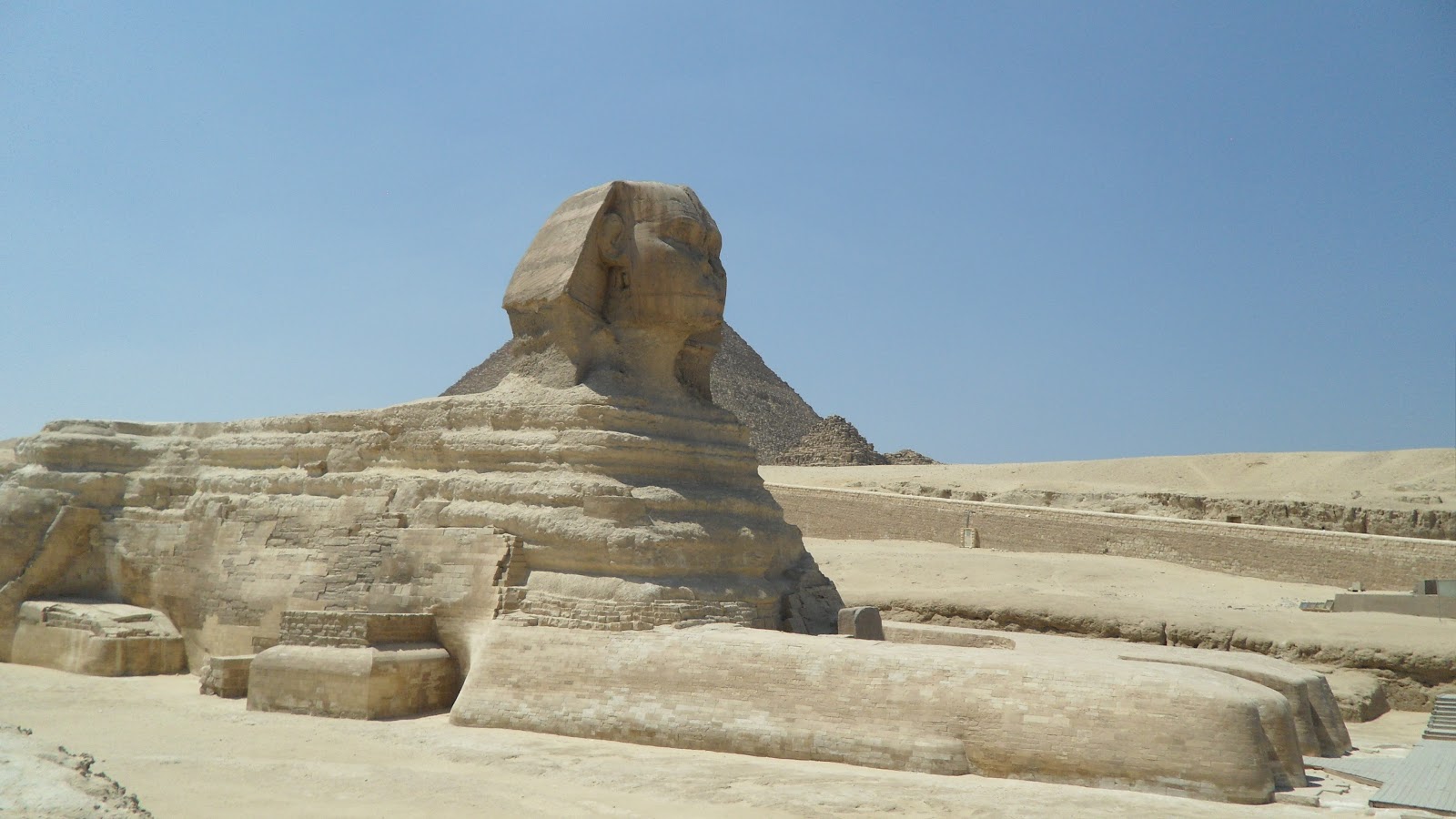 Real Life of an Expat Wife: Egyptian Pyramids in Cairo