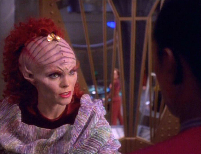 Doux Reviews: Star Trek Deep Space Nine: Captive Pursuit