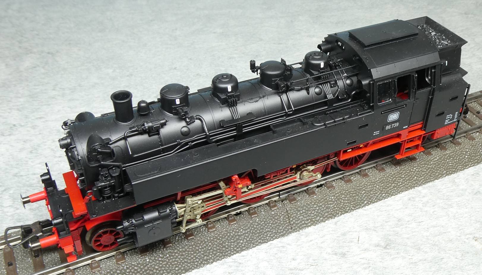 ドイツ連邦鉄道 DB 貨物用タンク式蒸気機関車 BR 86 739号機 (Fleischmann 4086)