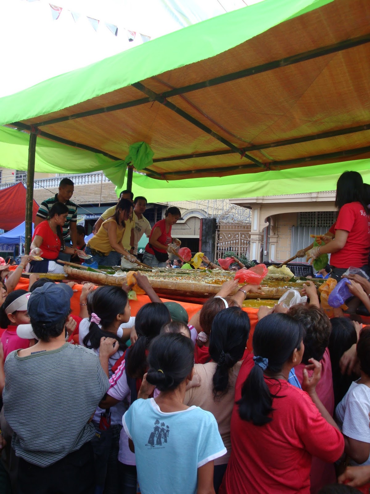Chingky Quijano ♥: Luglugan: Pancit Malabon Festival