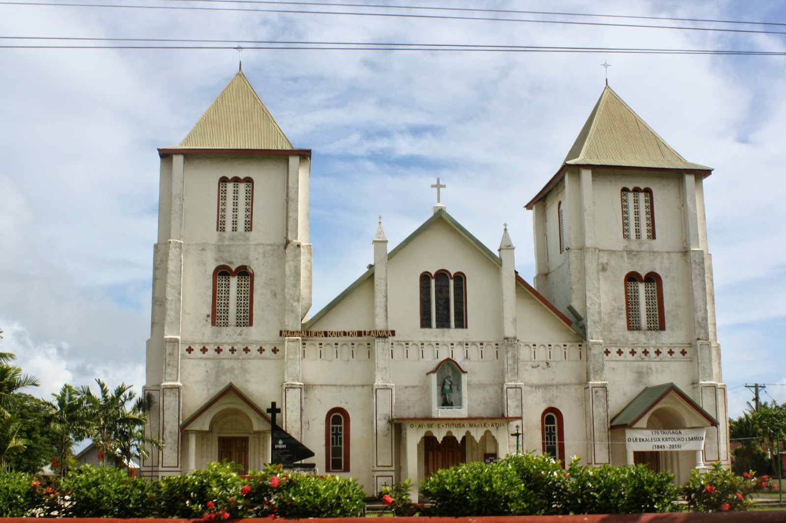 Mission To The Land of The Long White Cloud: Churches of Samoa