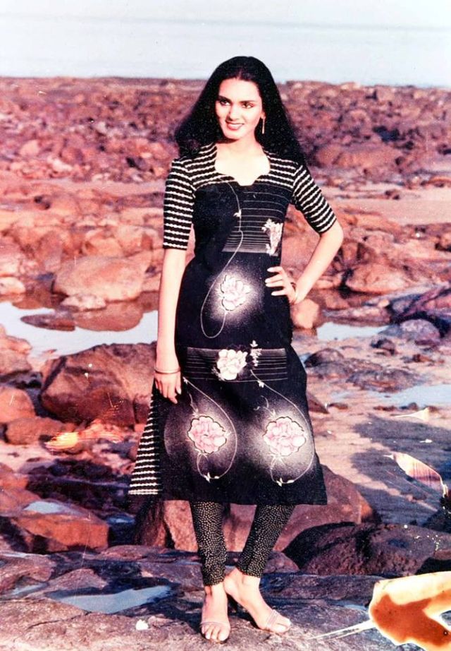 Inside a Hijack: Story of the Braveheart Flight Attendant Neerja Bhanot ...