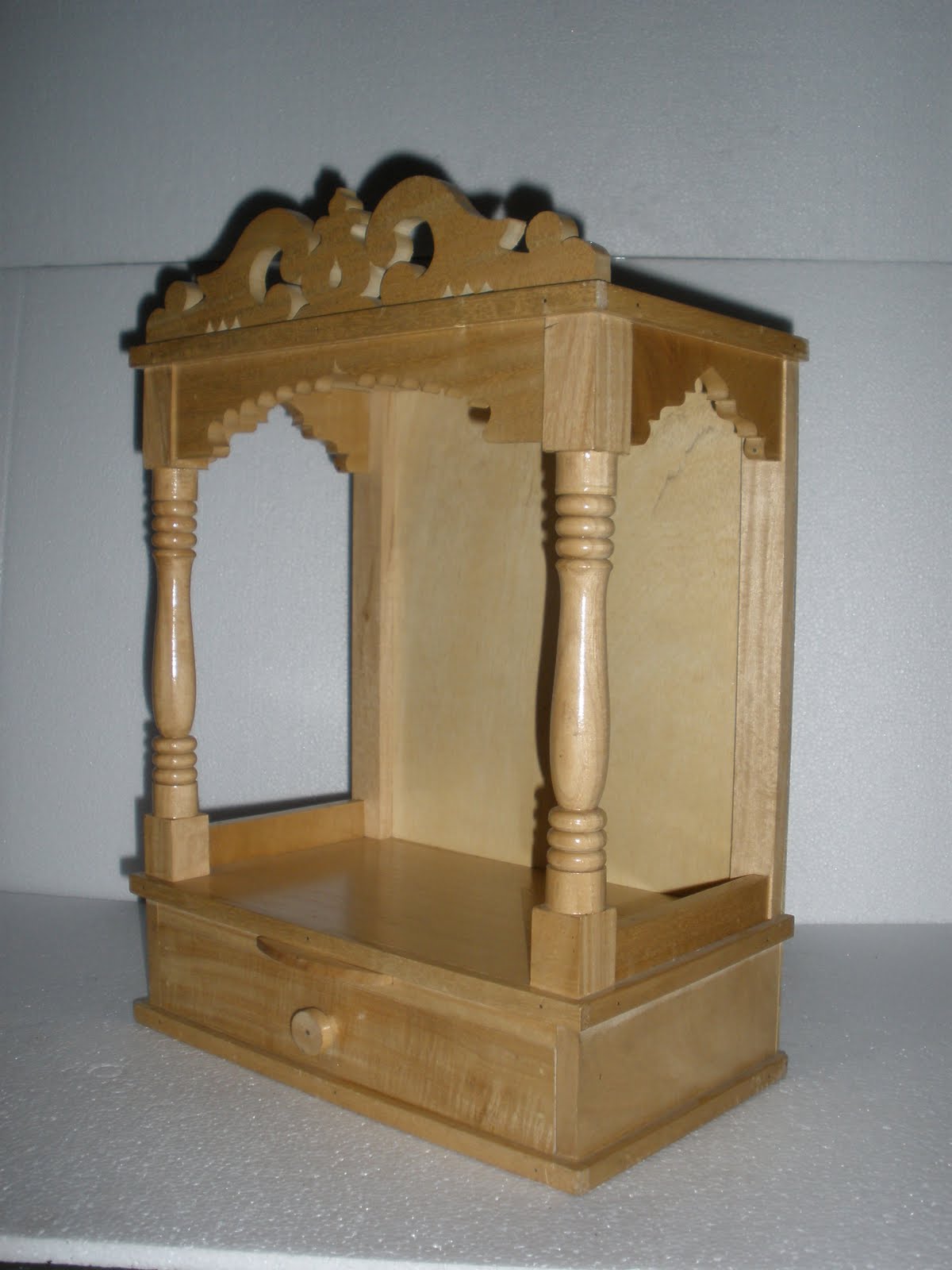 Simple Wooden Mandir Designs For Home - Homemade Ftempo