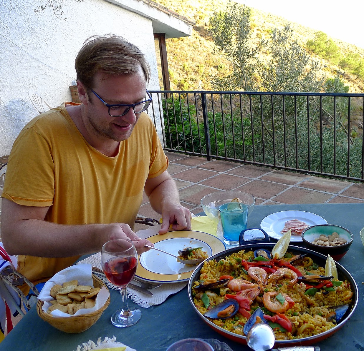 MY KITCHEN IN SPAIN: COOKING CLASS: PAELLA!