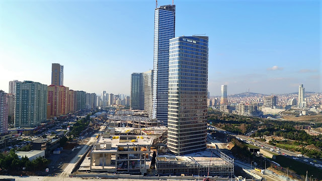 Fieggentrio: Metropol İstanbul (Istanboel)- 280 meter