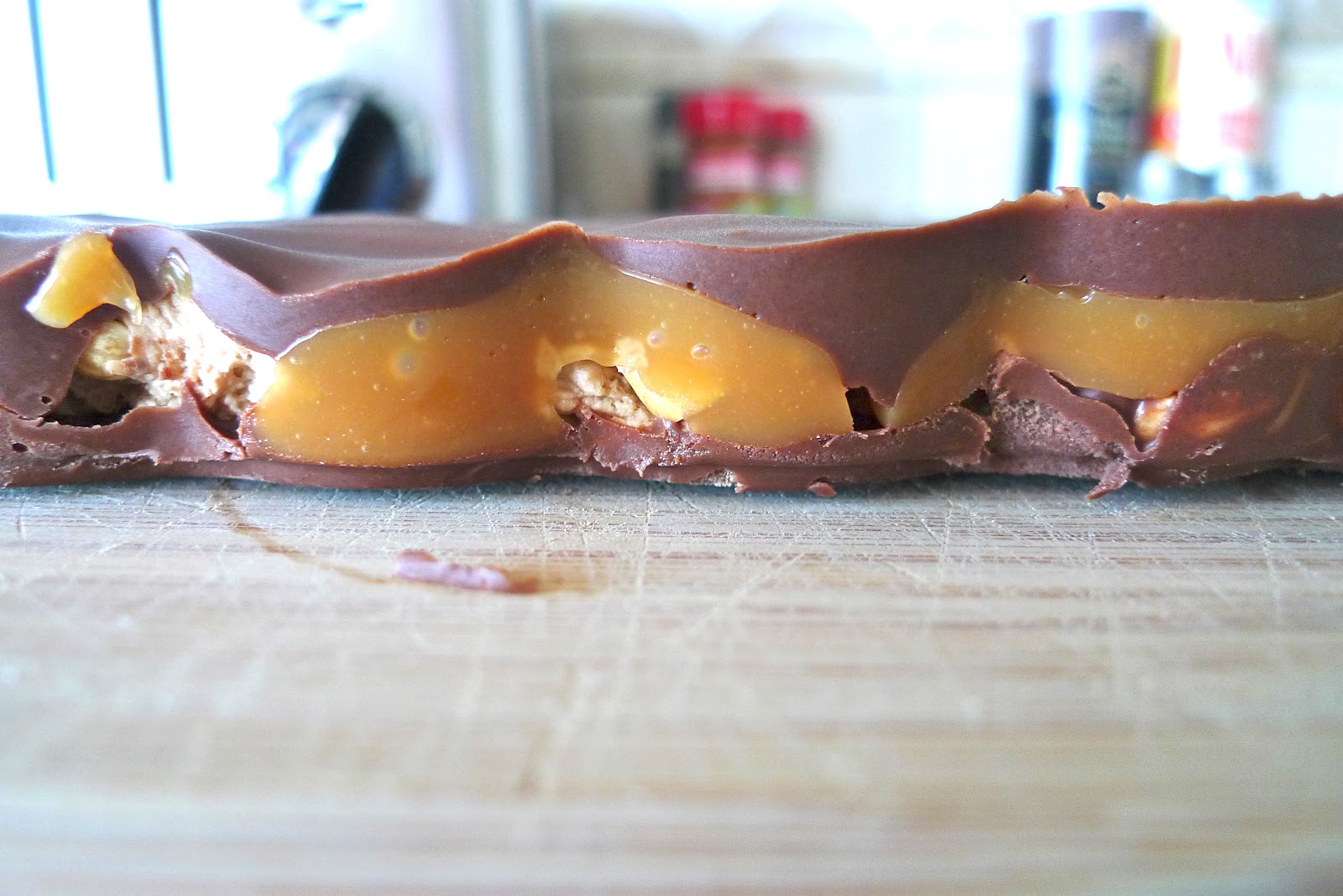 siriously delicious: Homemade Snickers Bars