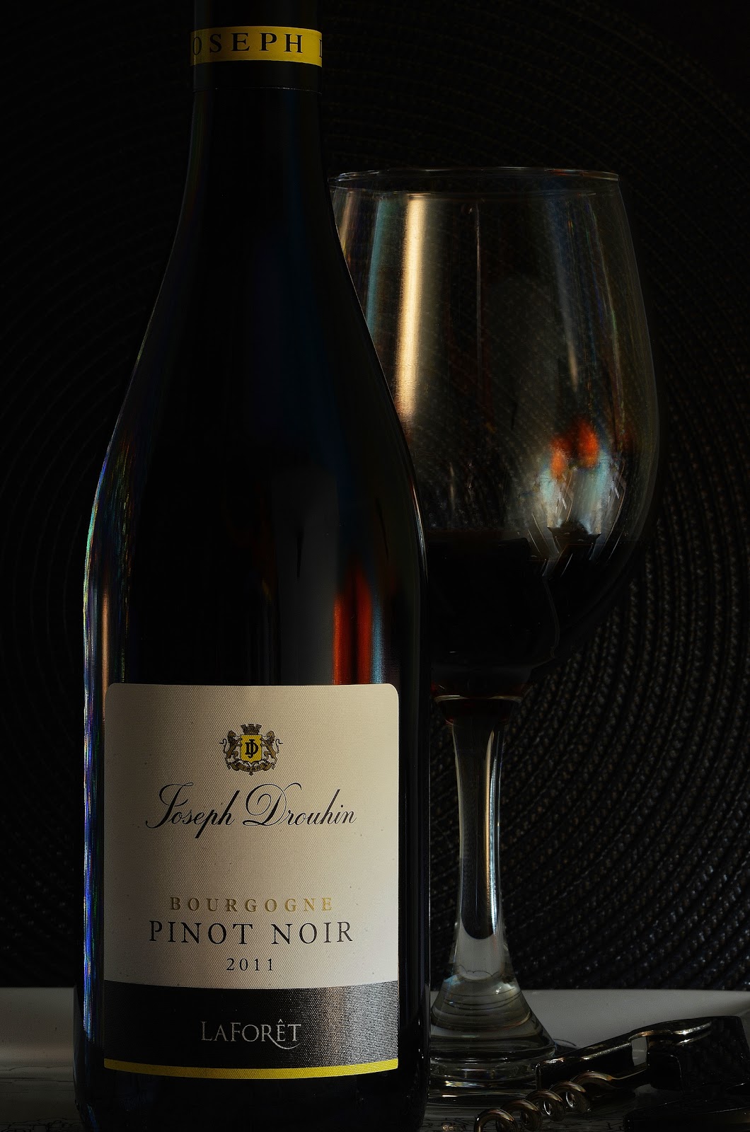 New Hampshire Wine-man: Joseph Drouhin Laforêt Bourgogne 2011 Pinot Noir