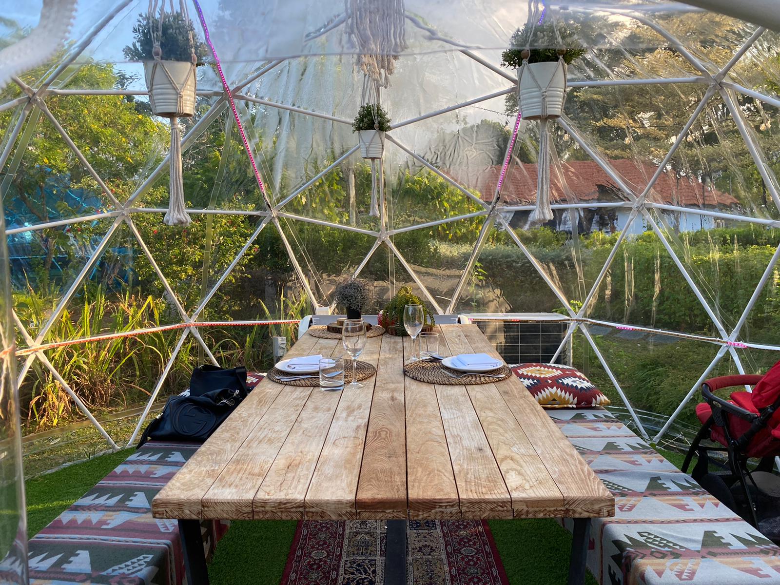 TheArcticStar's Tales: Dome Dining Dinner at The SummerHouse