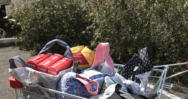 Threading My Way: My Favourite Reusable Fabric Grocery Bags ~ in Action